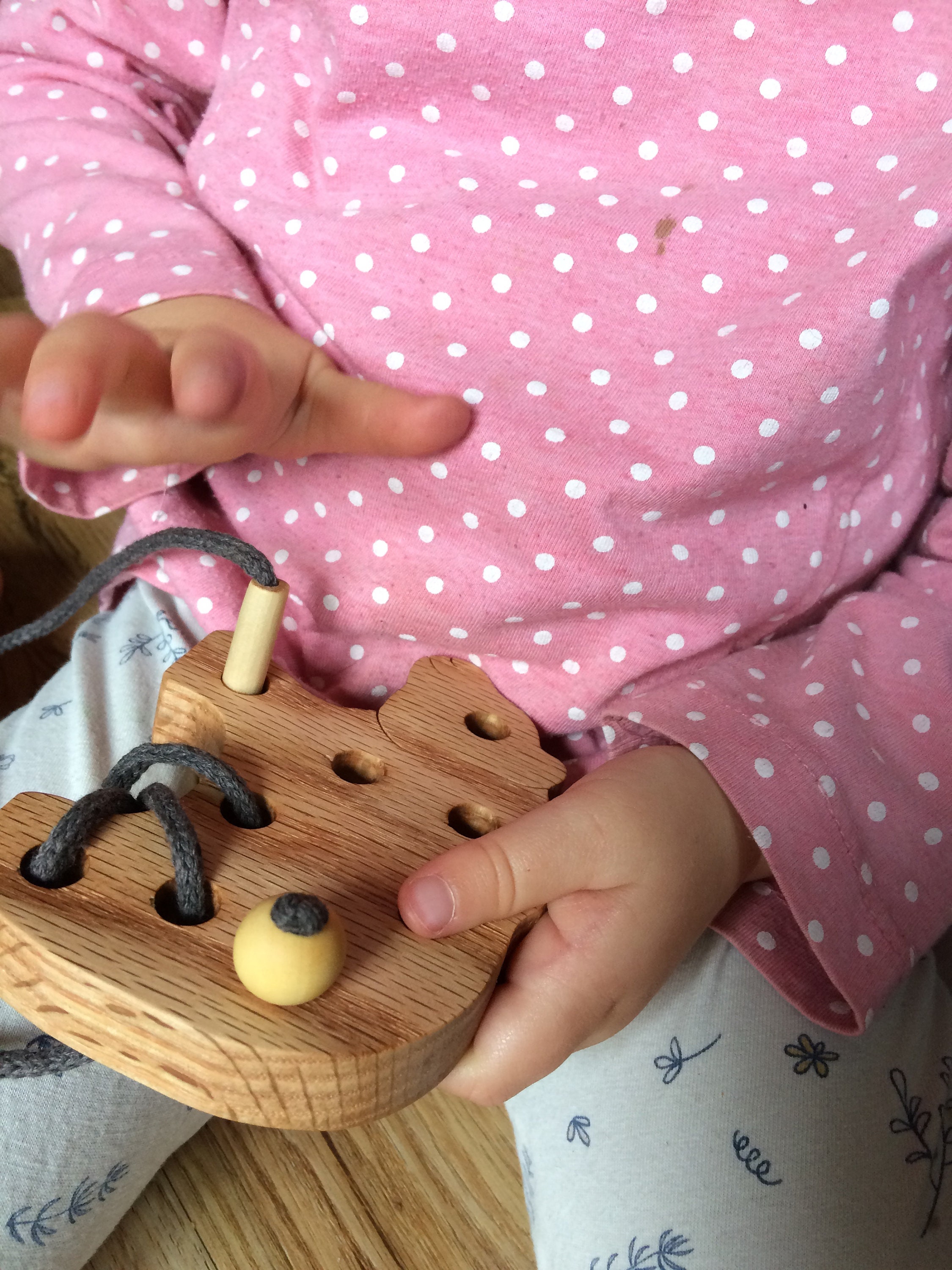 Natural 10 Hole Bear Lacing Toy With Cotton String, Wooden Needle and ...