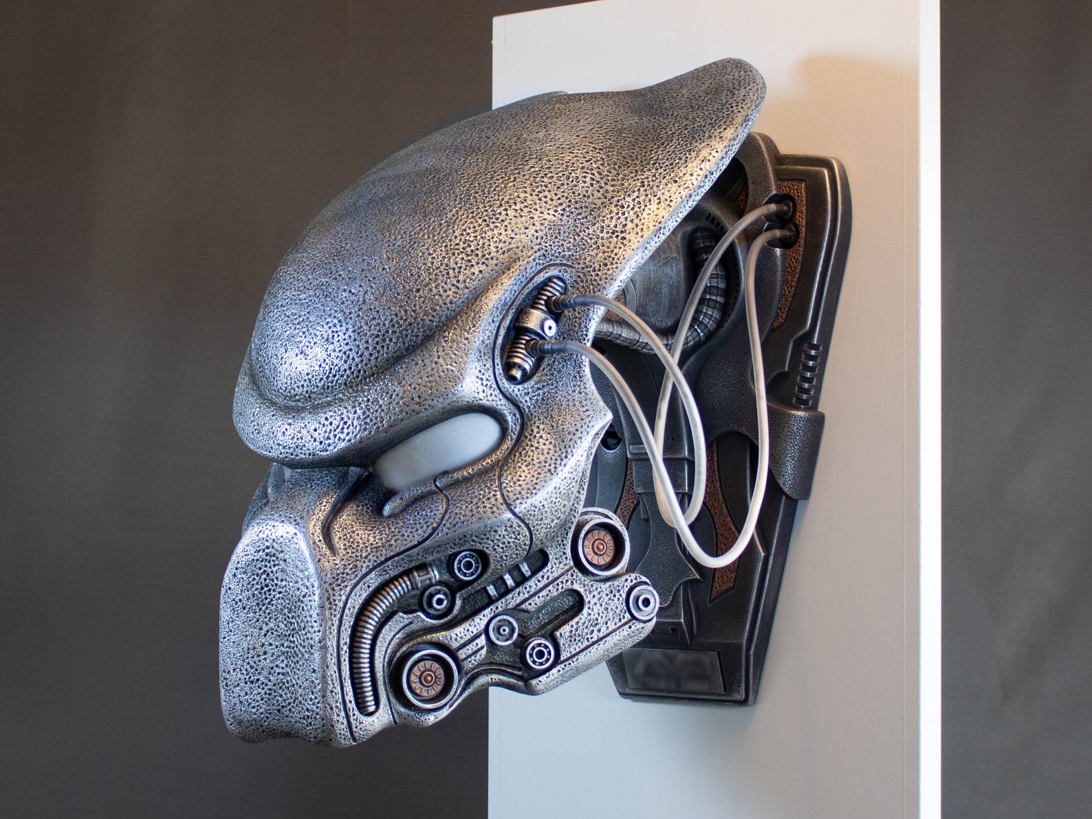 Pyramid Guard Predator Mask Replica - Etsy