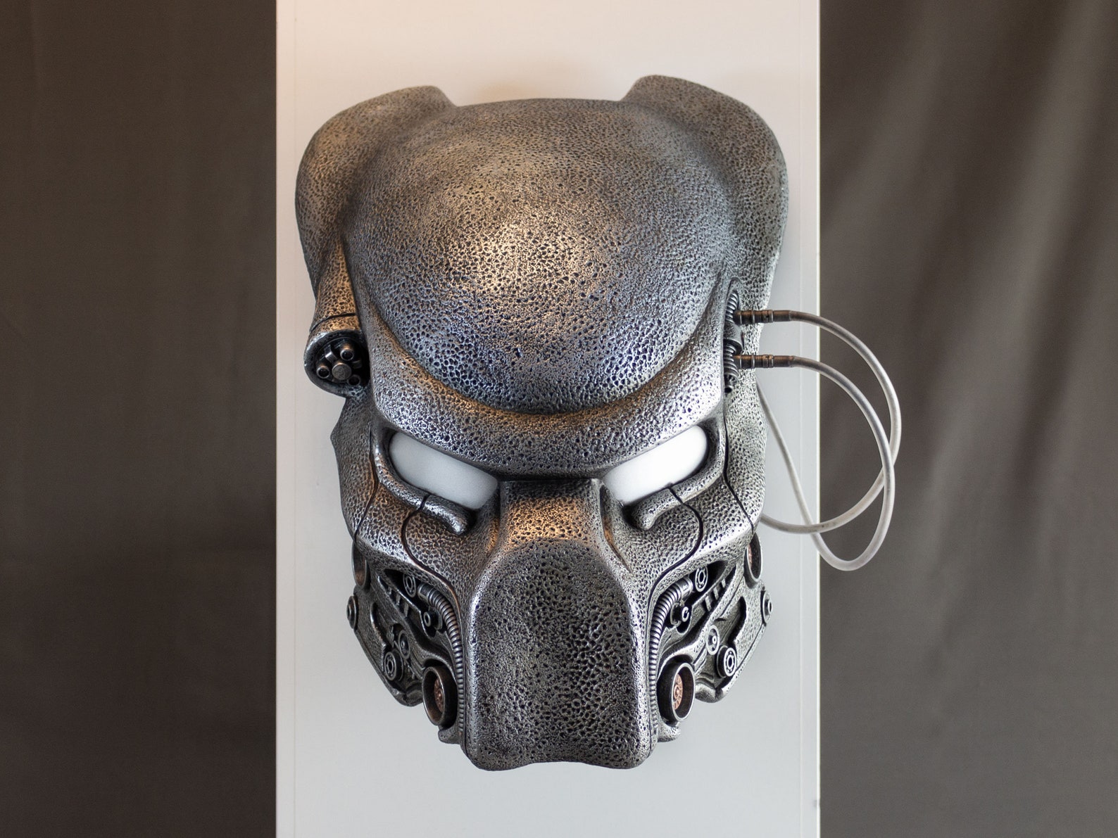 Pyramid Guard Predator Mask Replica - Etsy