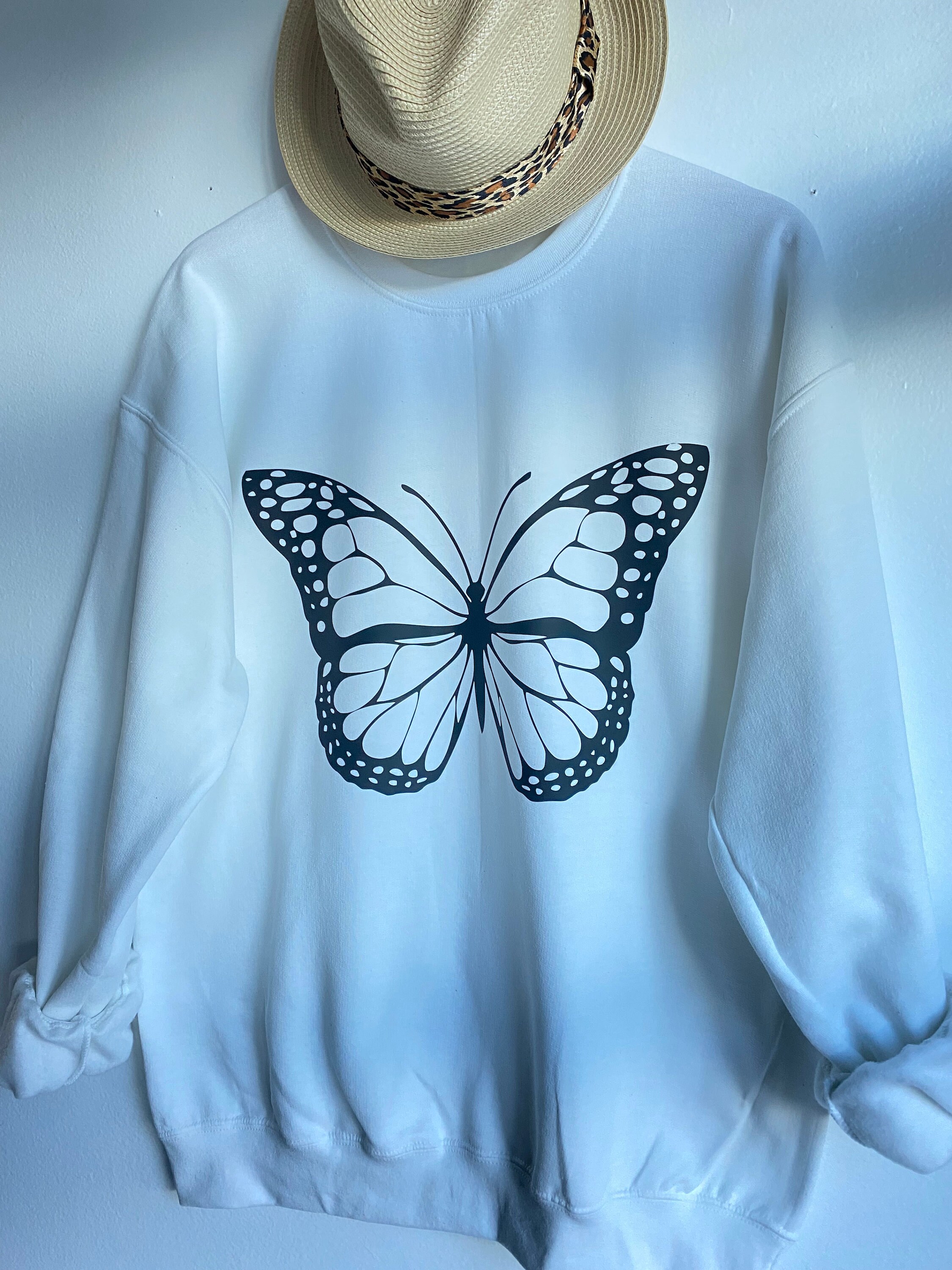 Monarch Butterfly Sweater | Butterflies Sweatshirt | Mariposa Monarca ...