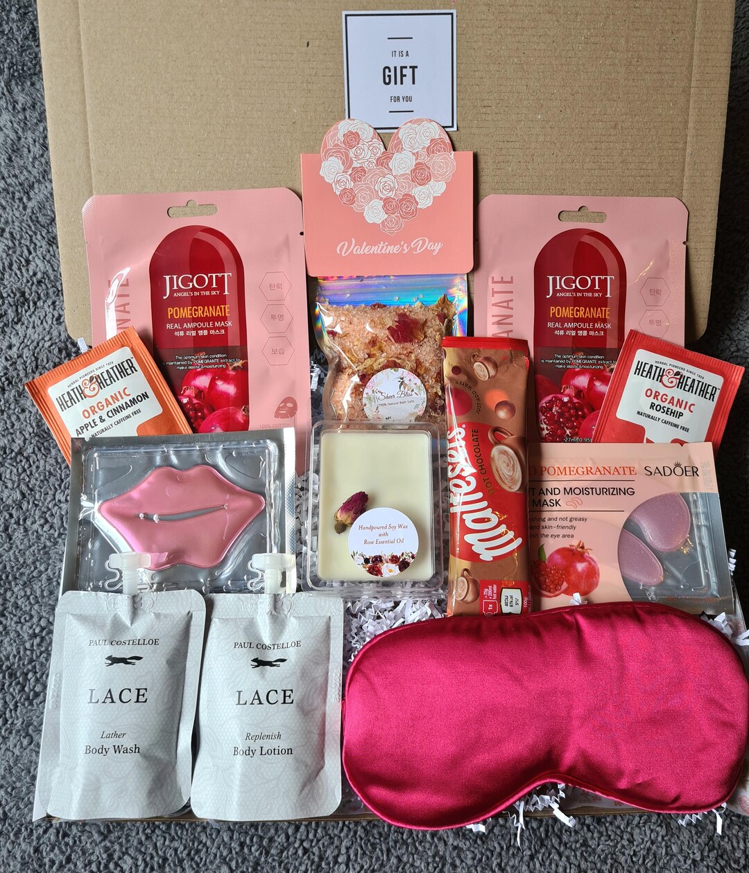 Spa Relaxation Gift Box for Her, Mini Pamper Hamper, Bath Gift Set for ...