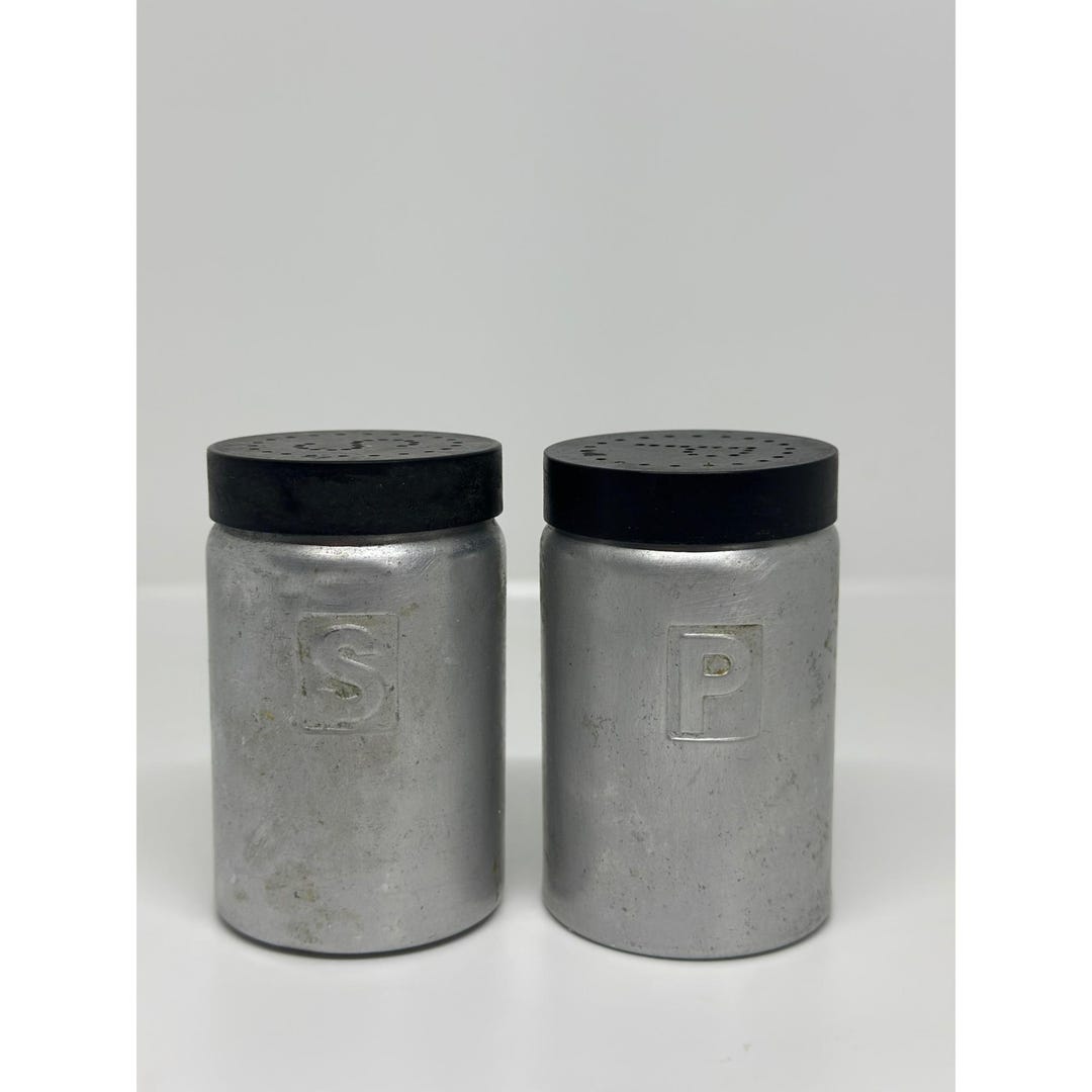VTG 1950s Spun Aluminum Salt and Pepper Shakers Art Deco MCM Kitchen ...
