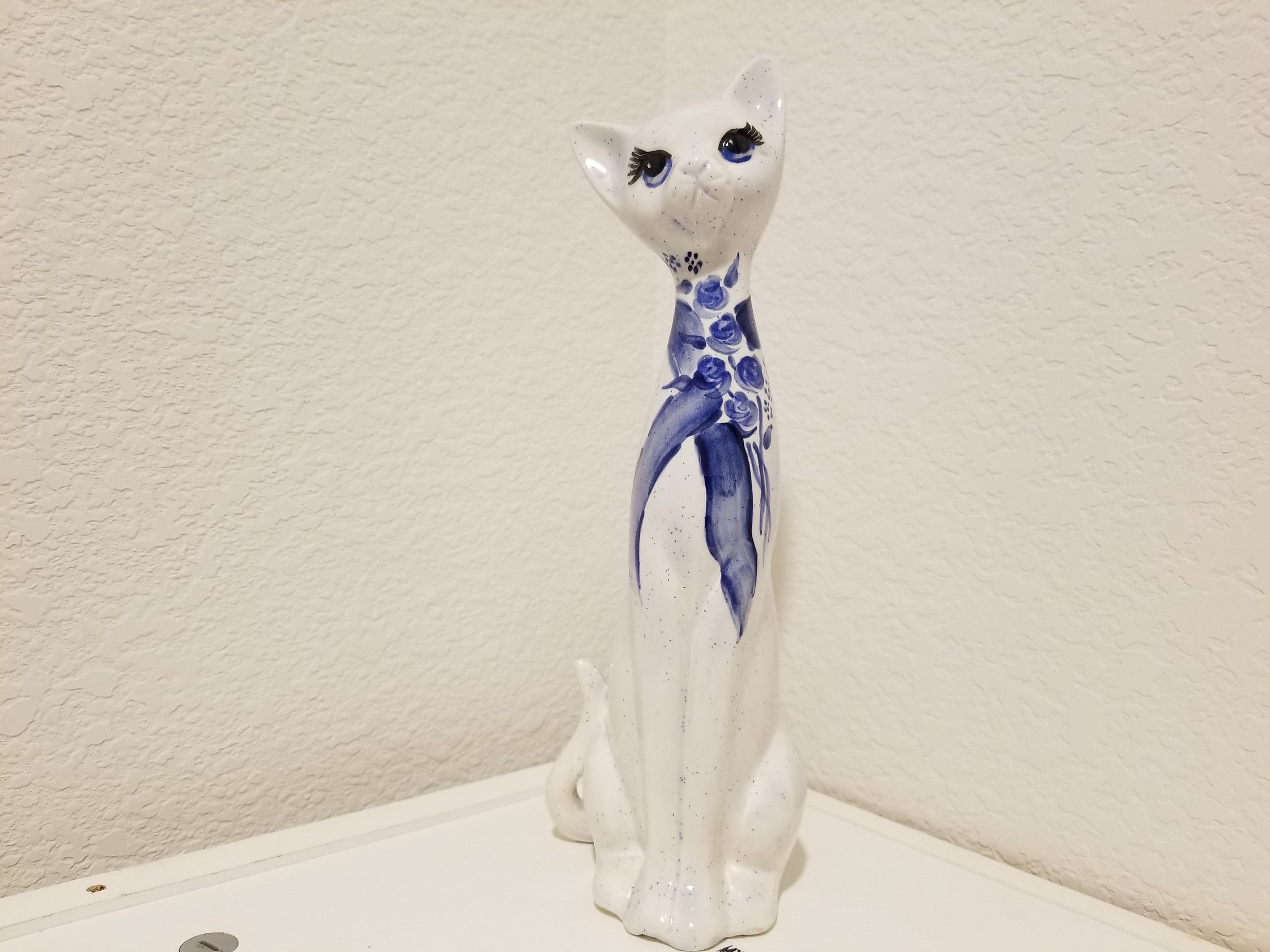 Indigo Cat Figurine, Long Neck Porcelain Cat 10 Inches Tall, Blue White ...