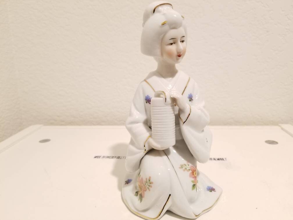 Set of 2 Vintage Ceramic Geisha Figurine, Geisha With Drum and Musical ...