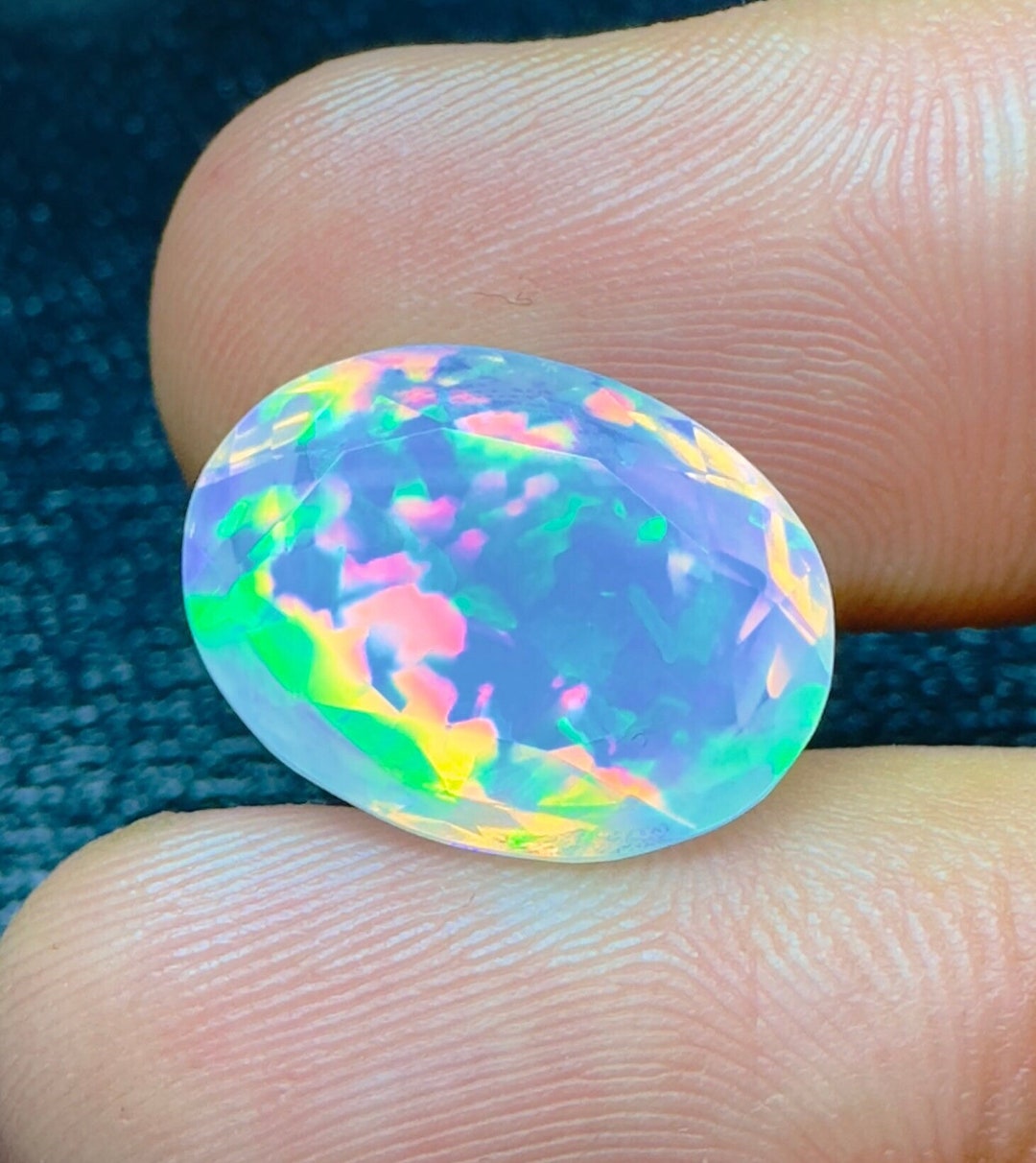 7.65ct Faceted Ethiopian Welo Opal Oval Cut Rainbow Bright 5/5 Strong ...
