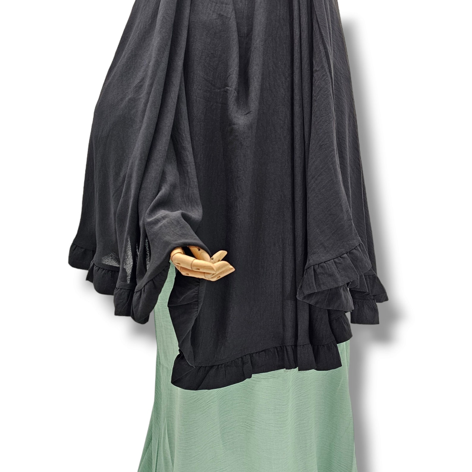 Ruffle Khimar: Crepe Fabric, Modest Muslim Women's Wear - Etsy