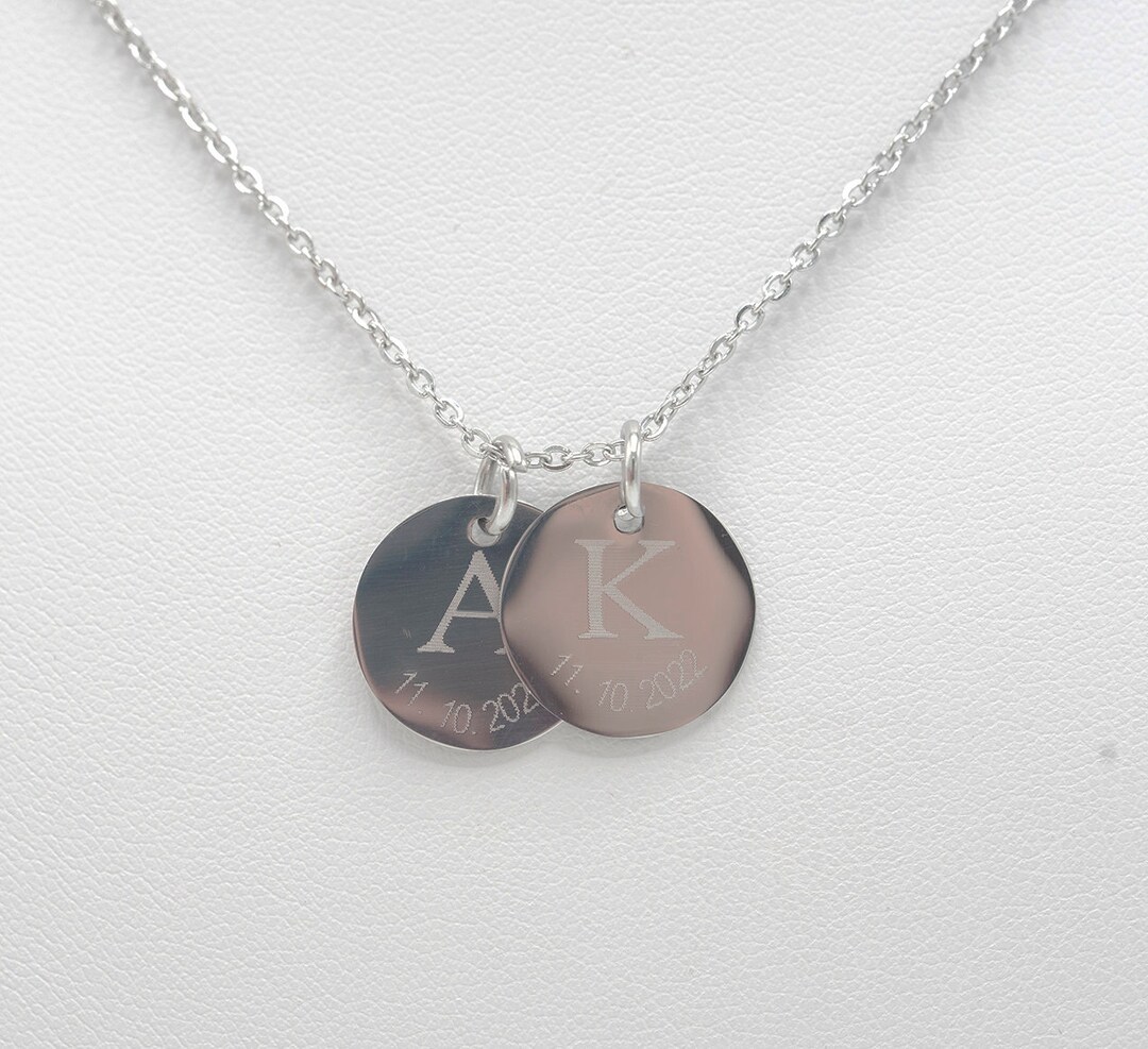 Custom Disc Necklace With Family Initials personalized Disk Pendants ...