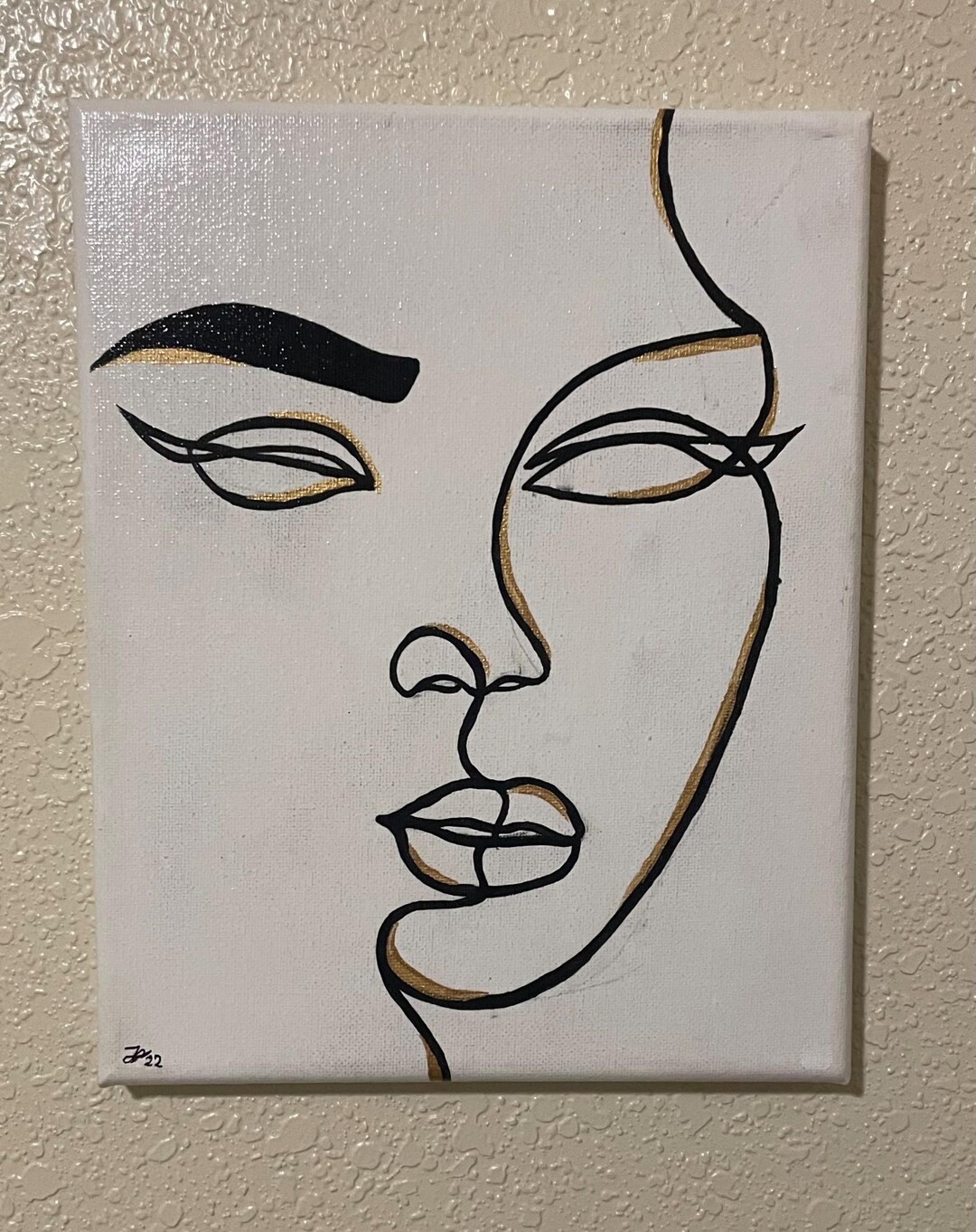 Minimalistic Girl - Etsy