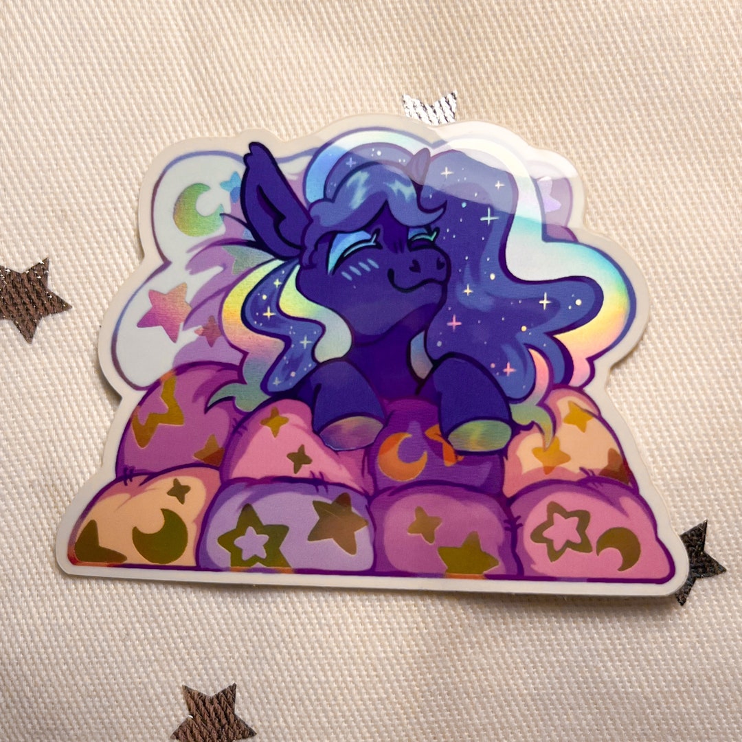 Luna Tucked in - Sticker MLP - Etsy