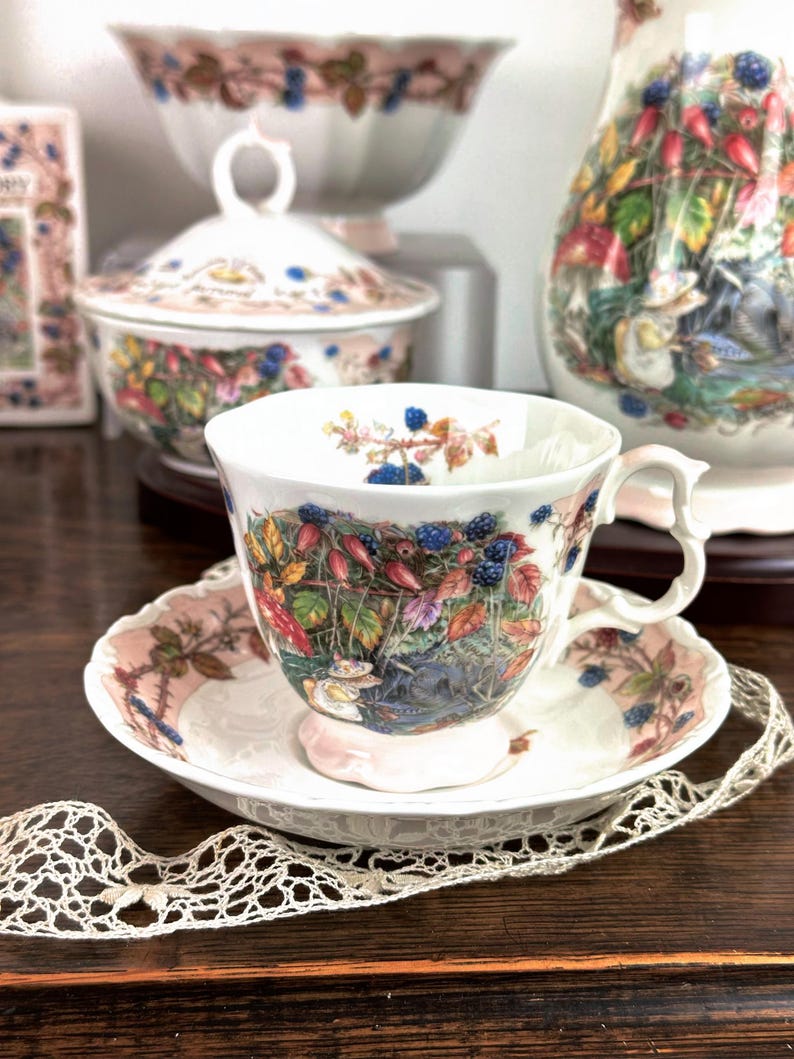 Royal Doulton Brambly Hedge Autumn Collection: Bone China Vase, Trinket ...
