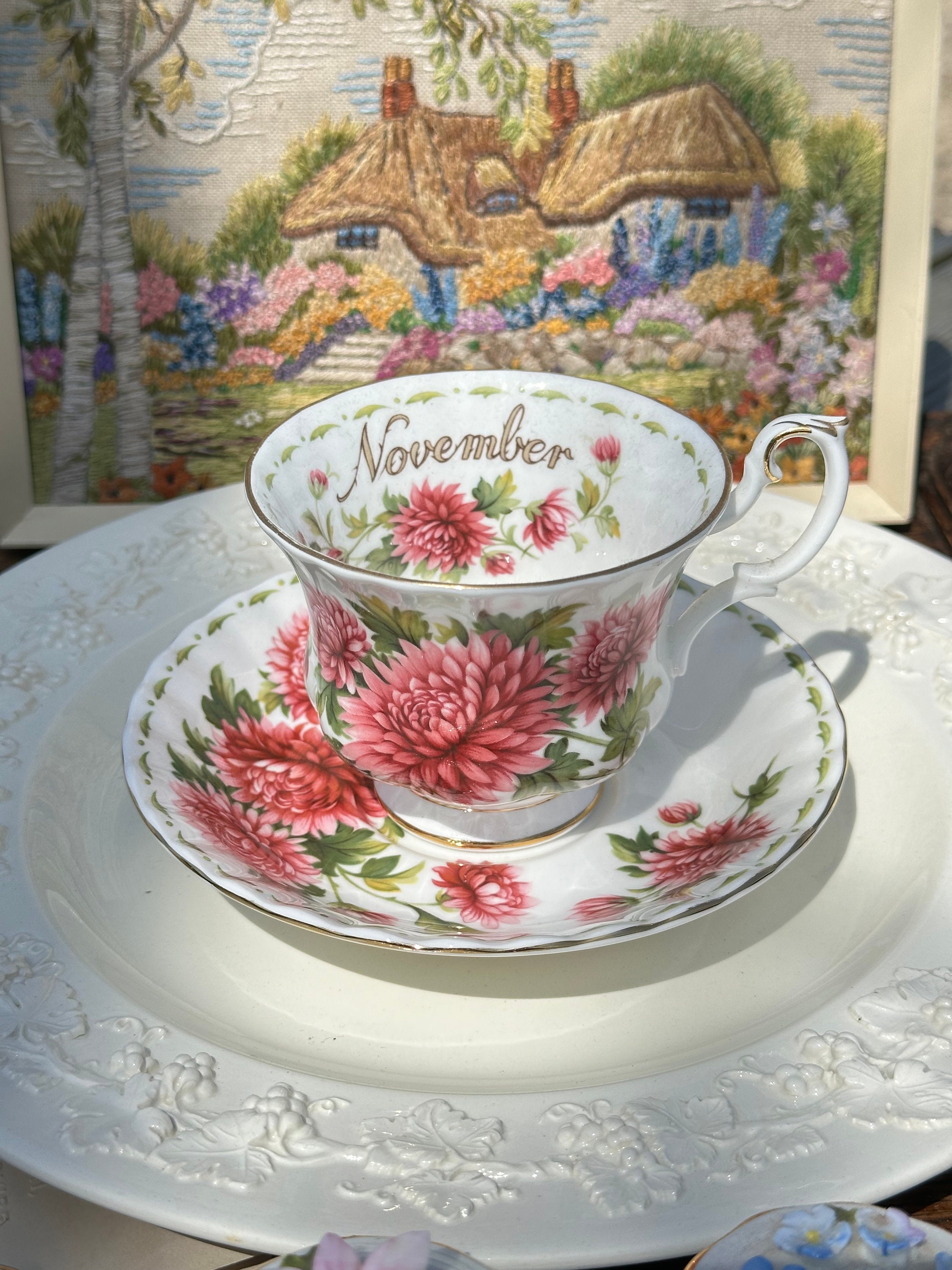 Royal Albert Flower of the Month Tea Cup and Saucer / Jan Dec - Etsy