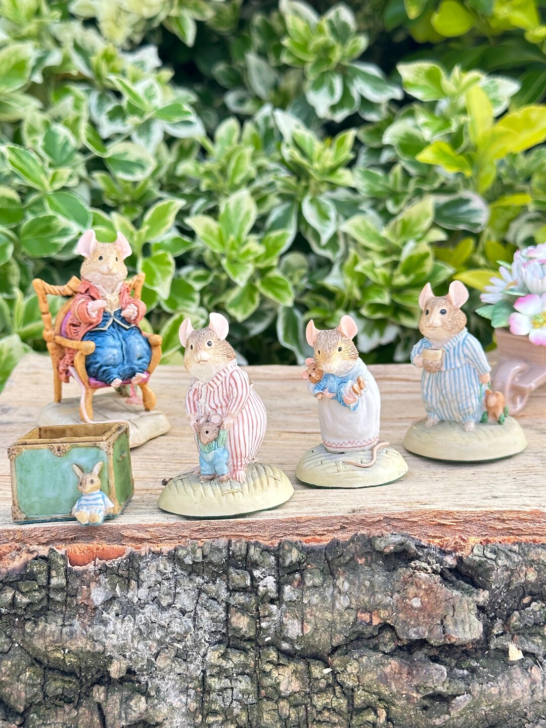 Brambly Hedge Mouse Figurines by Border Fine Arts - Jill Barklem - Etsy