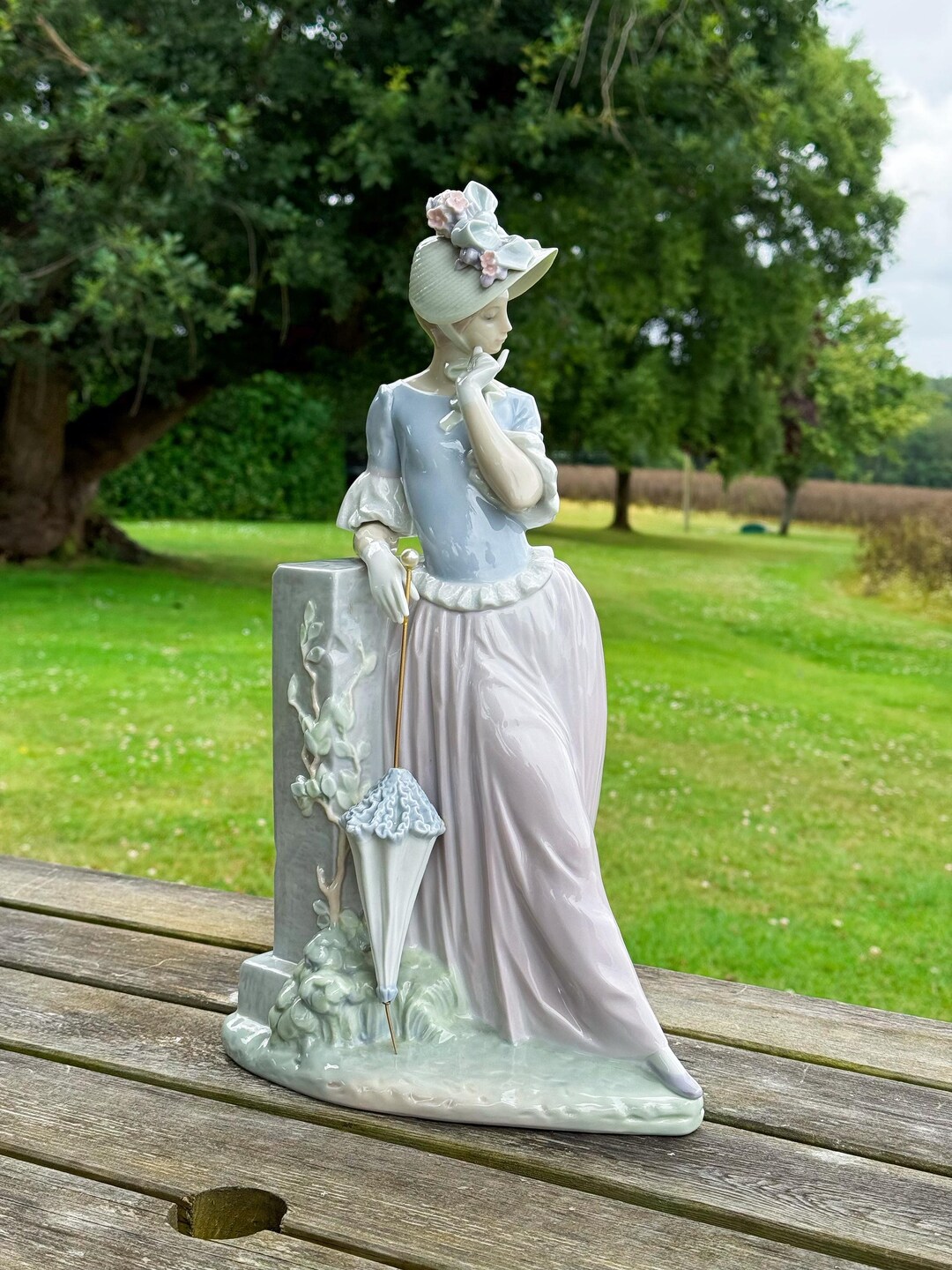 Lladro #4850 Aesthetic Pose Lady Figurine. 15” Glazed. Spain Perfect ...