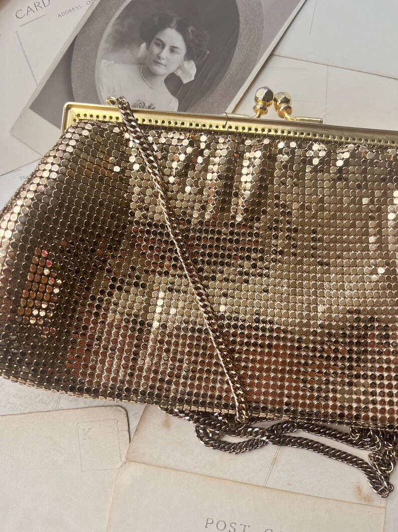 WHITTING & DAVIS Vintage Gold Mesh Chainmail Glamorous Flapper Style ...