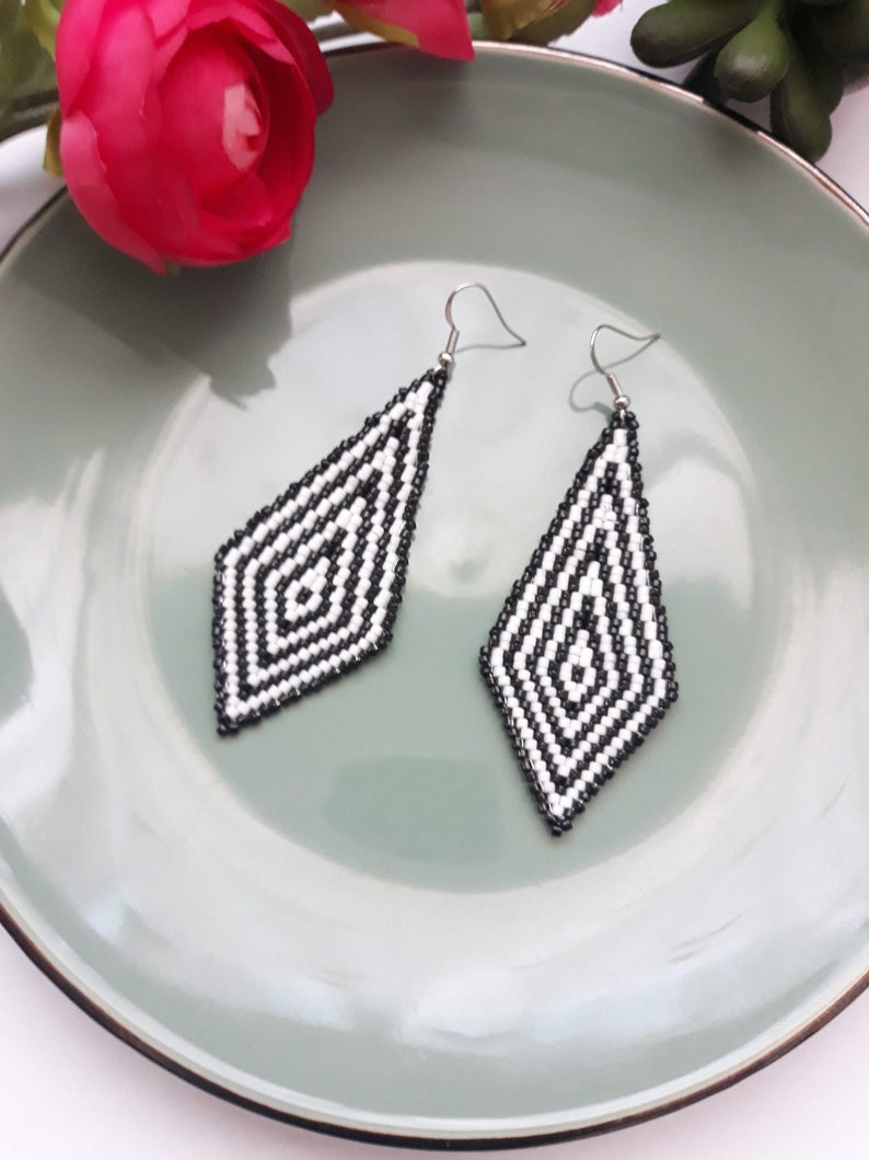 Black White Geometric Seed Bead Earrings,beautiful and Trendy Earrings ...