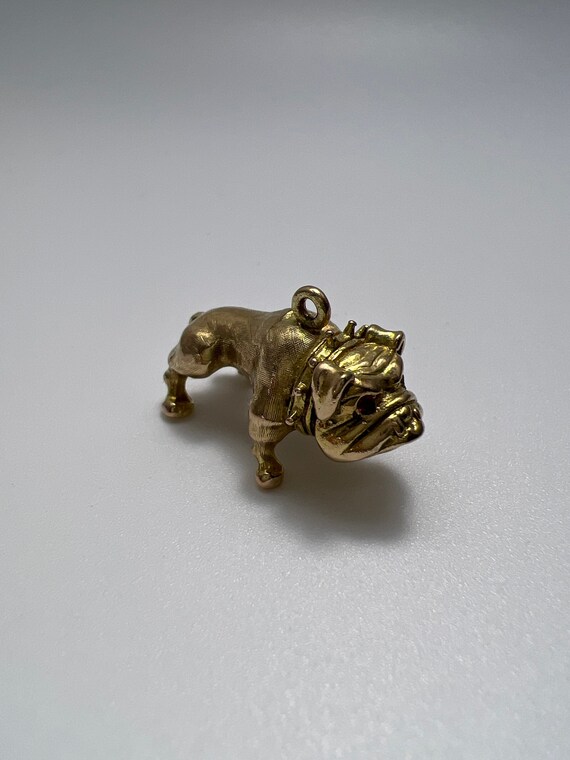 9ct gold bulldog - Gem