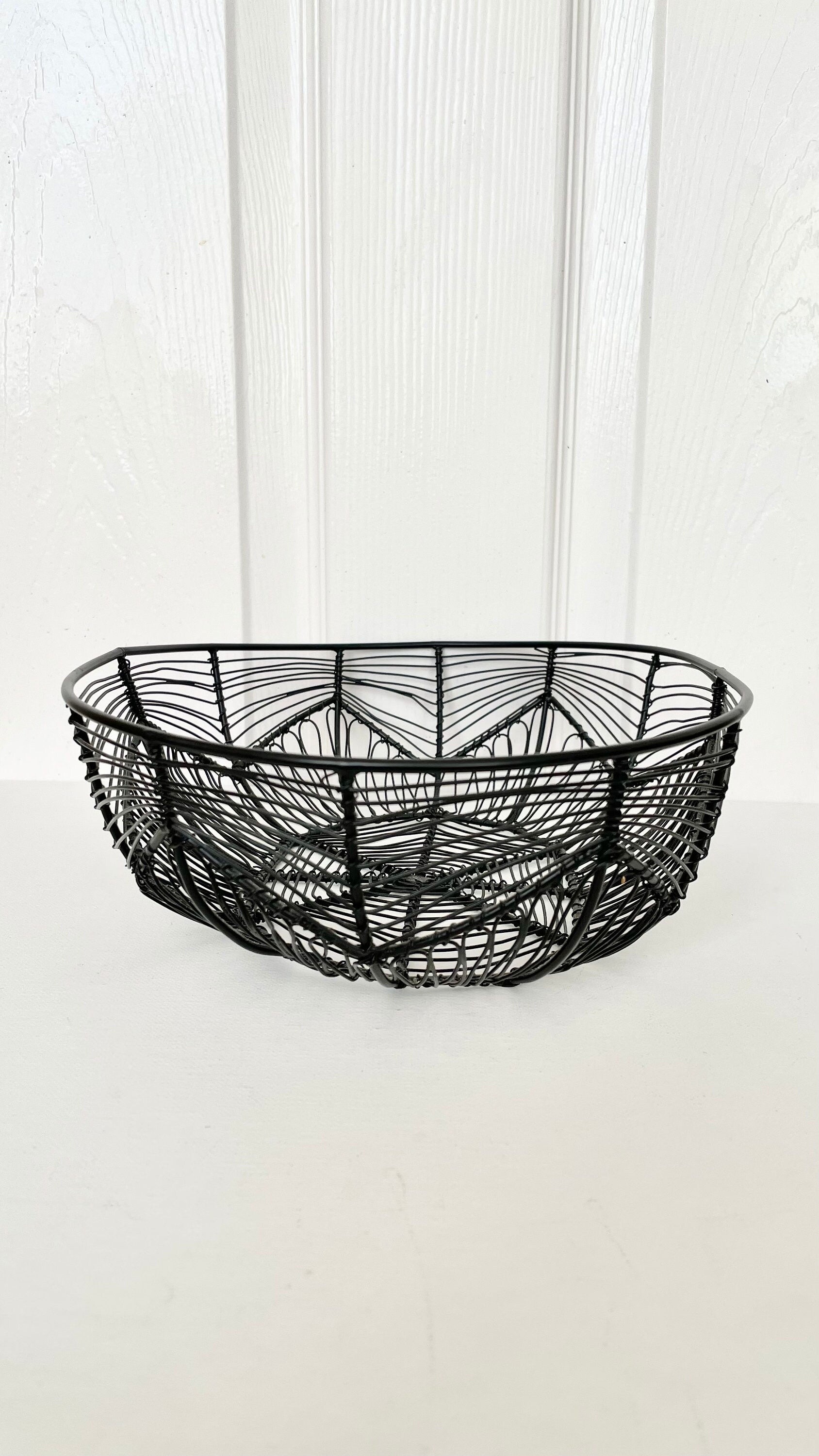 Vintage Oval Black Wire Basket,decorative Basket, Country Style ...