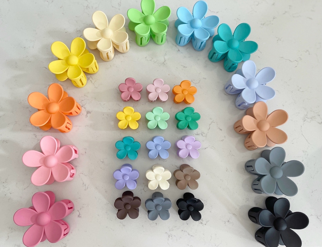 Matte Flower Claw Clip: Summer Hair Accessory - Etsy