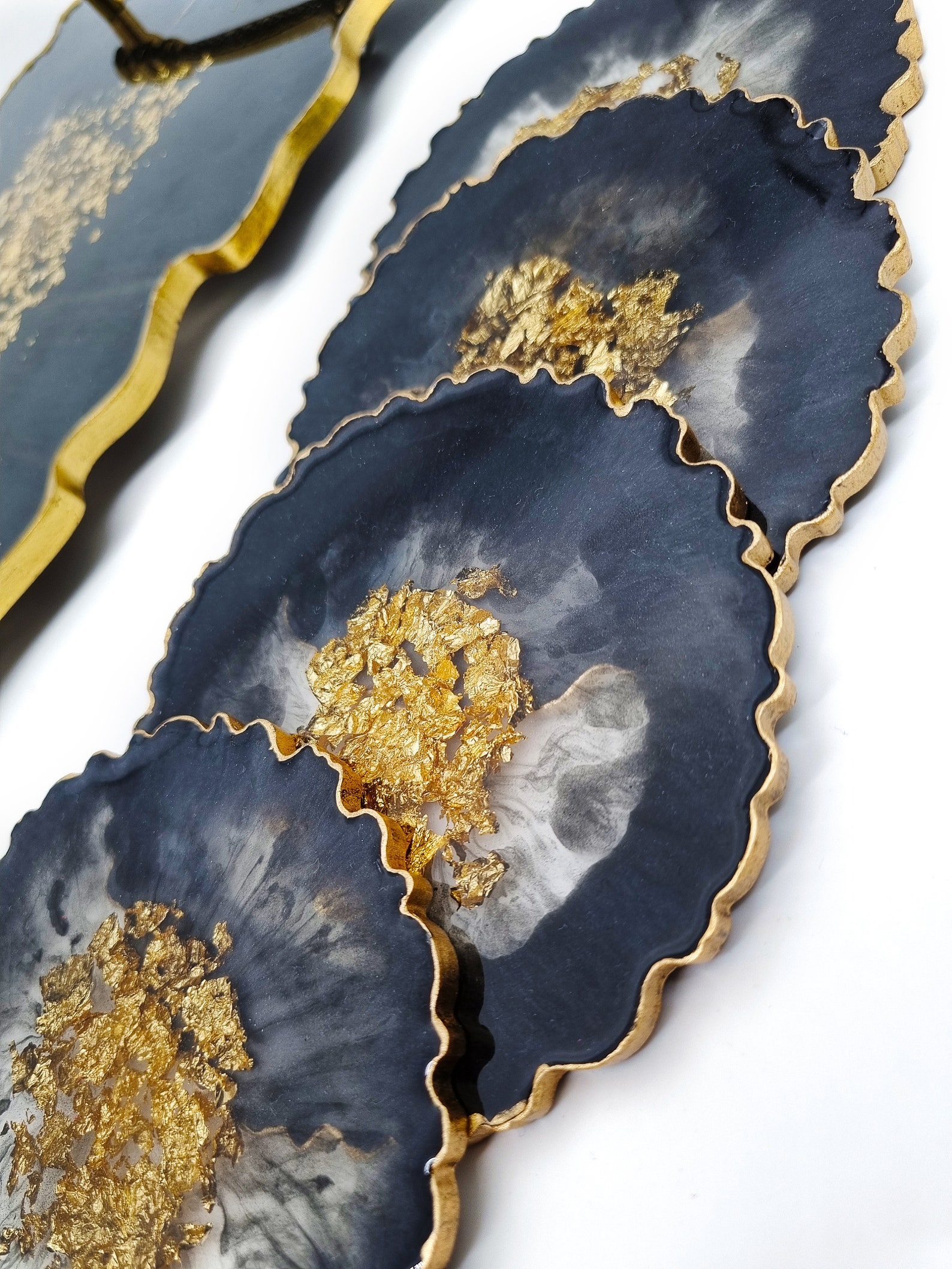 Gorgeous Luxury Black and Gold Resin Art Set | Resin Serving Tray With ...