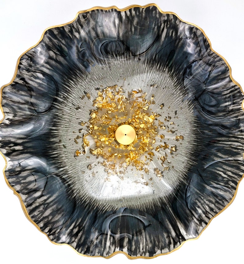 Gorgeous Luxury Black and Gold Resin Art Set | Resin Serving Tray With ...