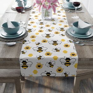 Honey Bee Table Runner, Bee Decor, Watercolor Bumble Bee Decor, Bee ...