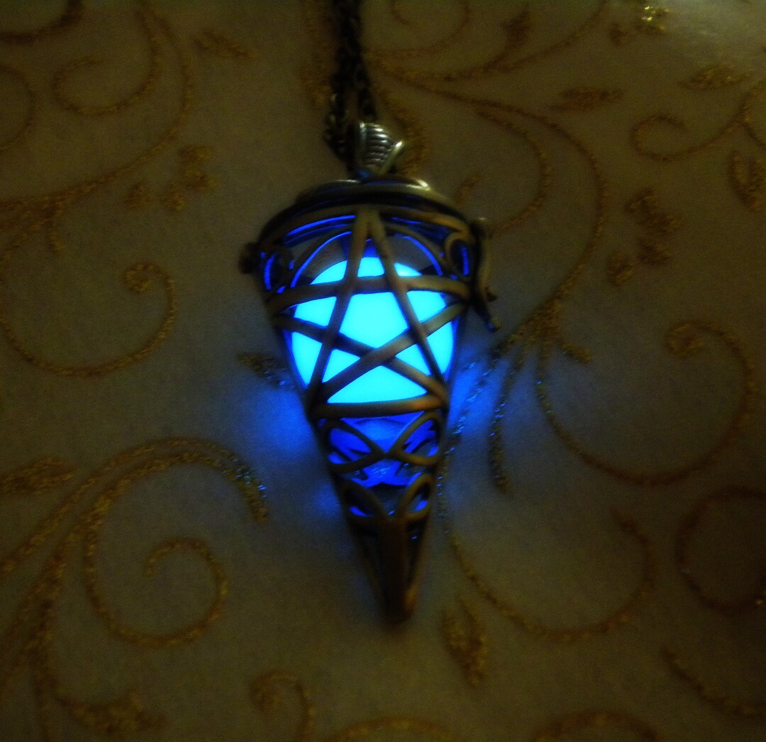Pentagram Magic Locket - Glow in the Dark Orb - Wiccan Pendant ...