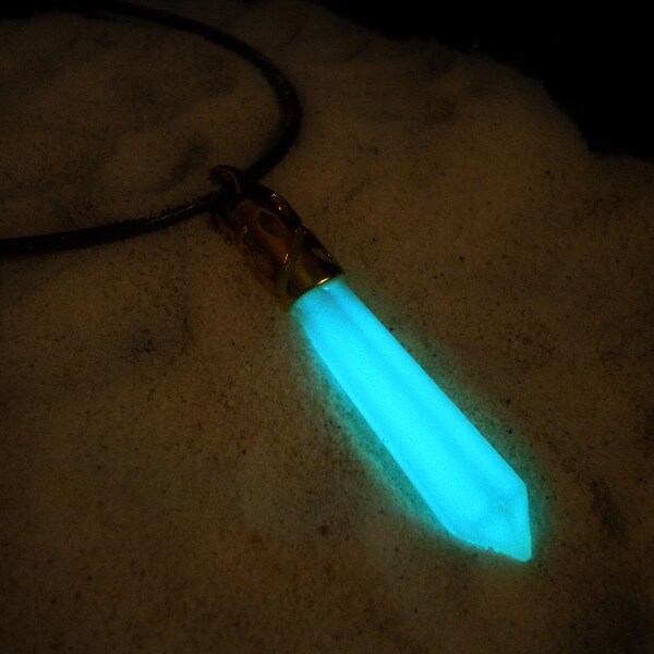 Glowing Necklace - Etsy
