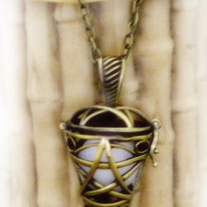 Pentagram Magic Locket - Glow in the Dark Orb - Wiccan Pendant ...