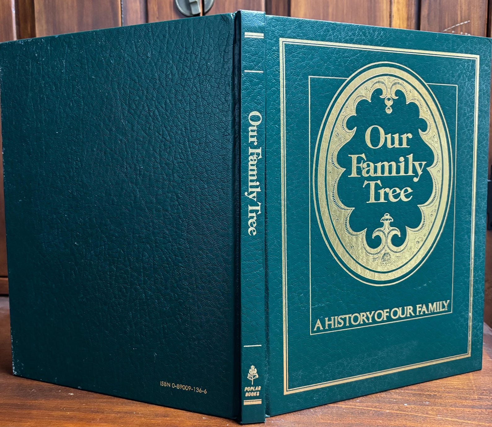 Our Family Tree: A History of Our Family, Vintage 1977 Poplar Books ...