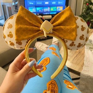 Mickey Waffle SVG - Etsy