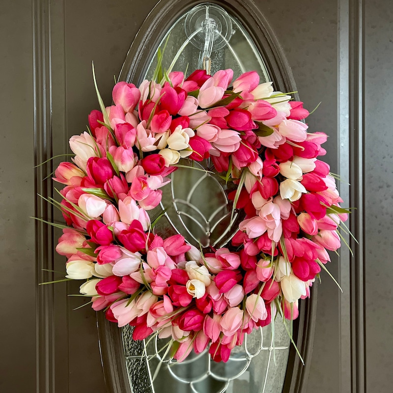 Tulip Wreath - Etsy