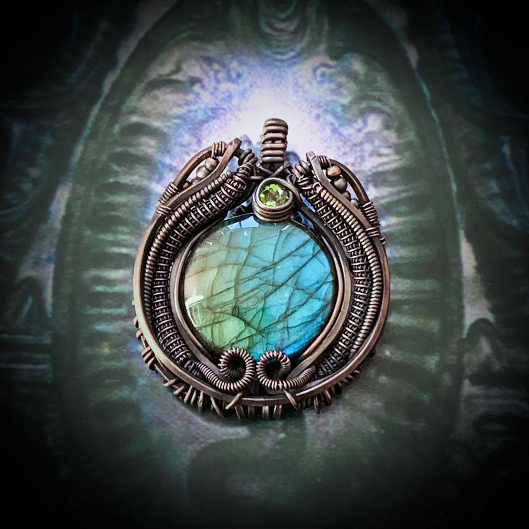 H.r.giger Inspired Handmade Alien Xenomorph Twins Labradorite Pendent ...