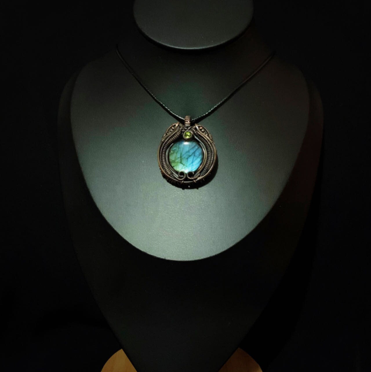 H.r.giger Inspired Handmade Alien Xenomorph Twins Labradorite Pendent ...