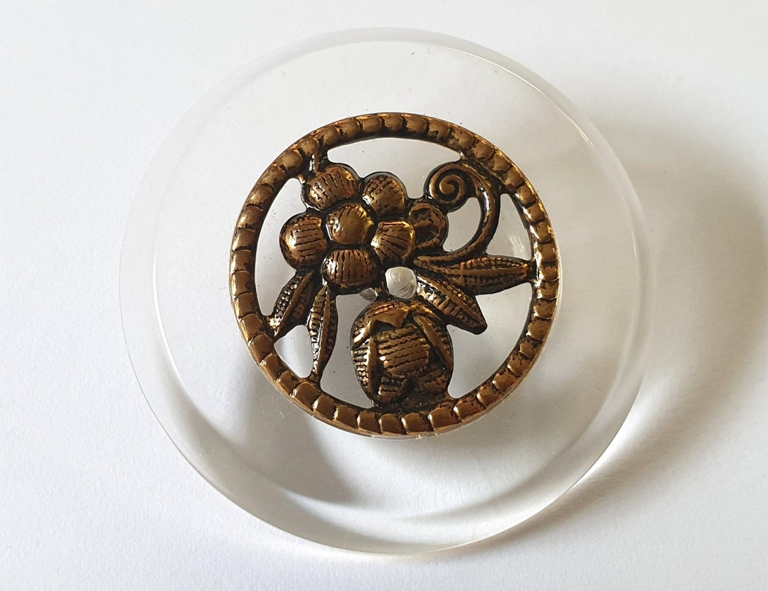 Metal Stylised Thistle in a Rope Border All Inset Into Large Clear ...