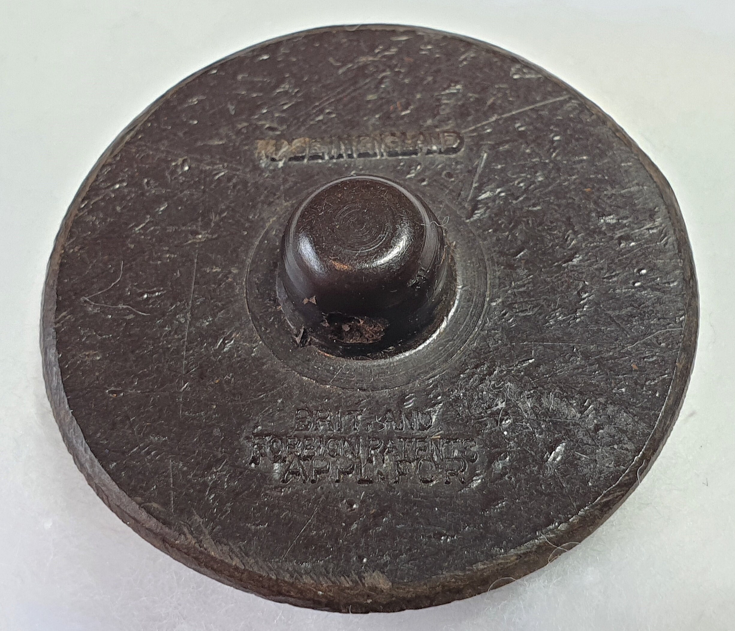 1 Rare Vintage Button Bakelite With Cricketer Betting Design - Etsy