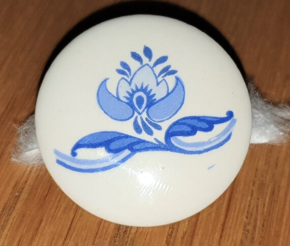 1 Antique 1920s Ceramic Blue and White Lotus Flower Button - Etsy