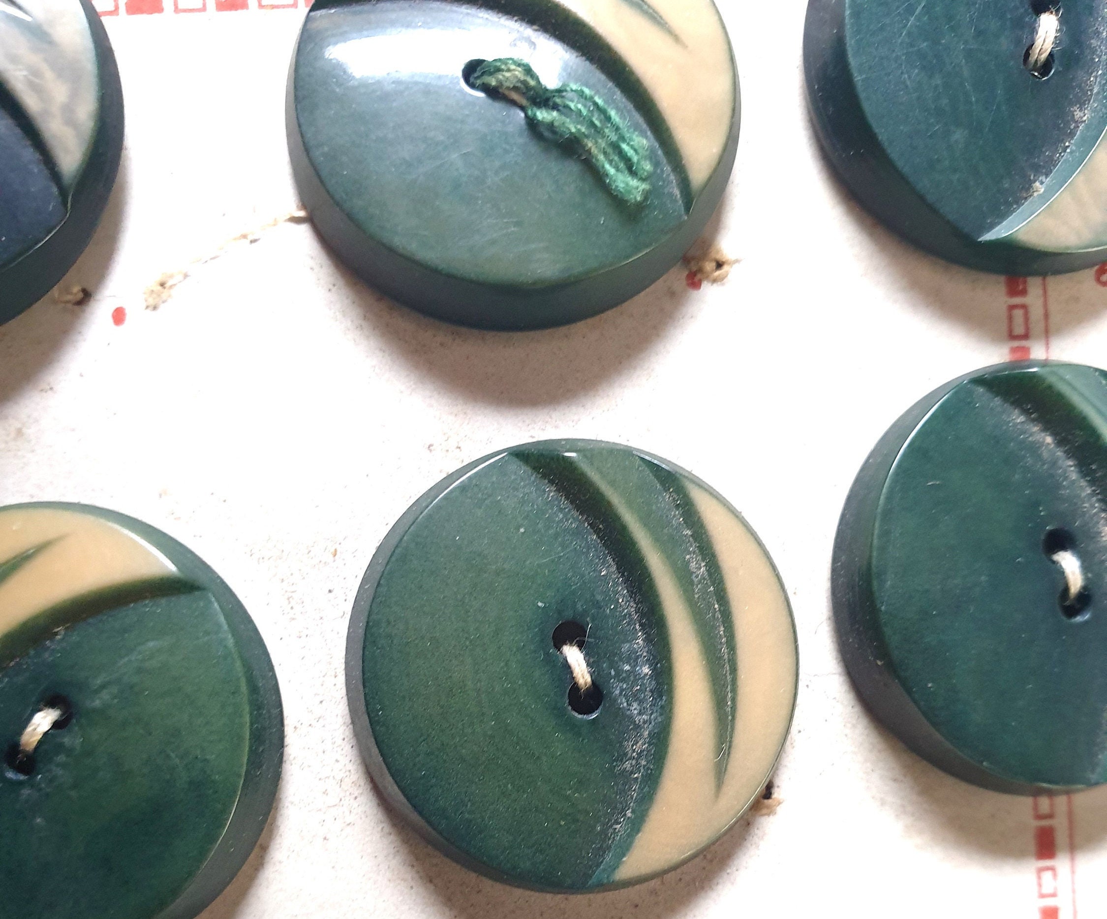 10 Art Deco 2-tone Green and Beige Buttons. Green Celluloid or Casein ...