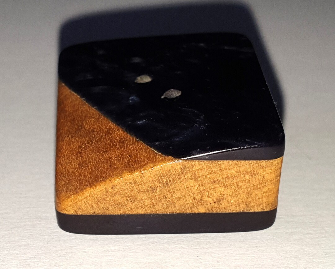 Rare Art Deco Bakelite Button. Black Celluloid Outer. Wood Effect ...