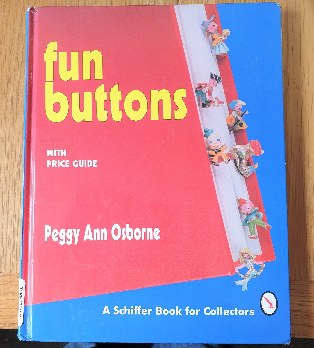 Hardback Book. Fun Buttons by Peggy Ann Osborne. 400 colour - Etsy 日本