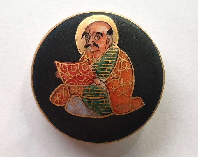 1800s Japanese Satsuma Button Decorated in 22 Carat Gold. Japanese ...