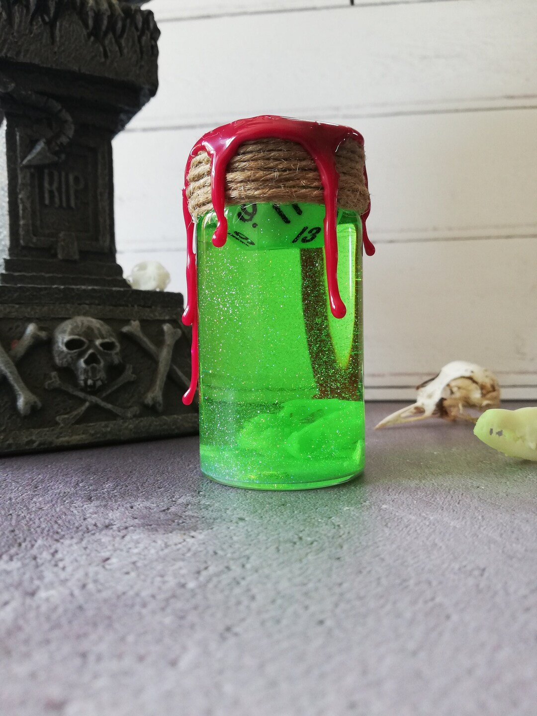 D20 Floating Dice Potion - Gelatinous Tube || Nerdy Gifts for TTRPG ...