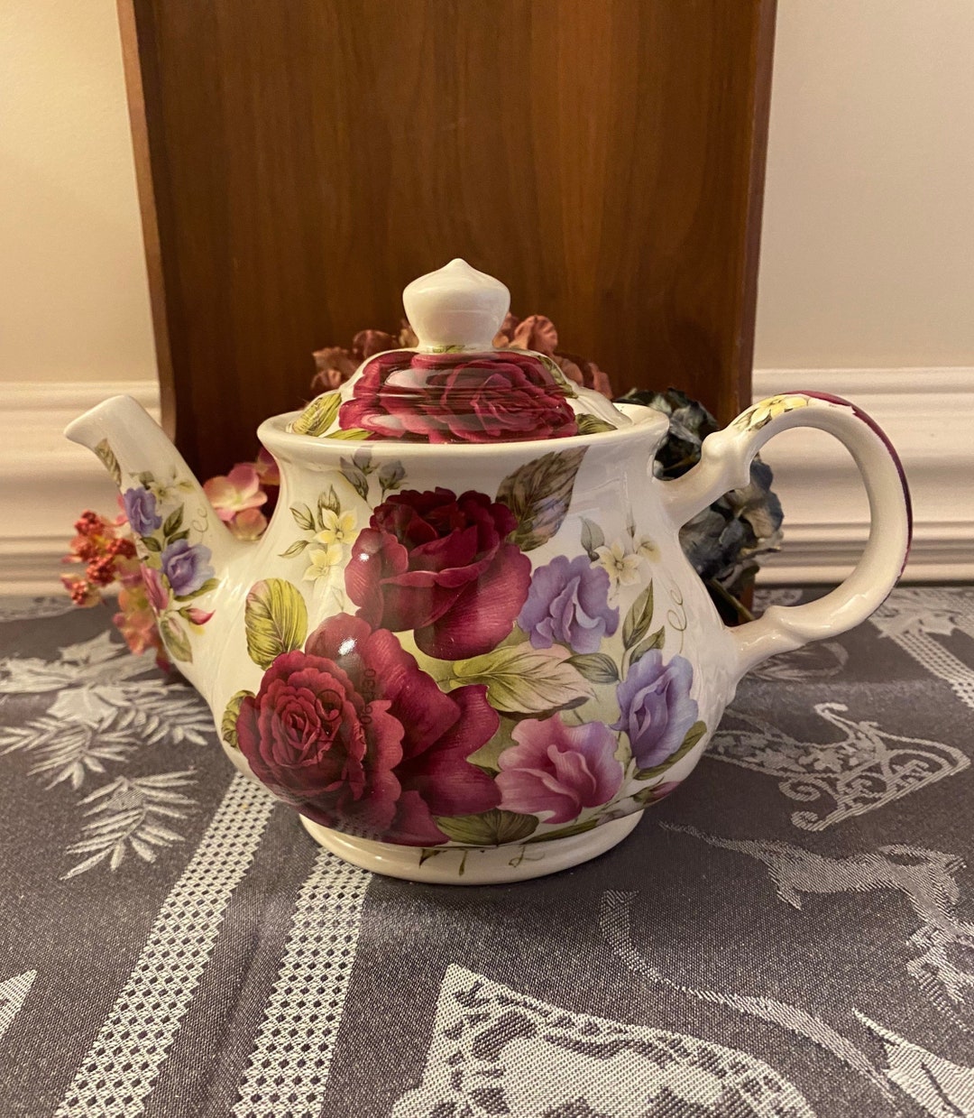 Vintage Sadler Deep Red Rose Teapot 6.5x9” / Vintage Teapots / English Teapots / Vintage Tea ...