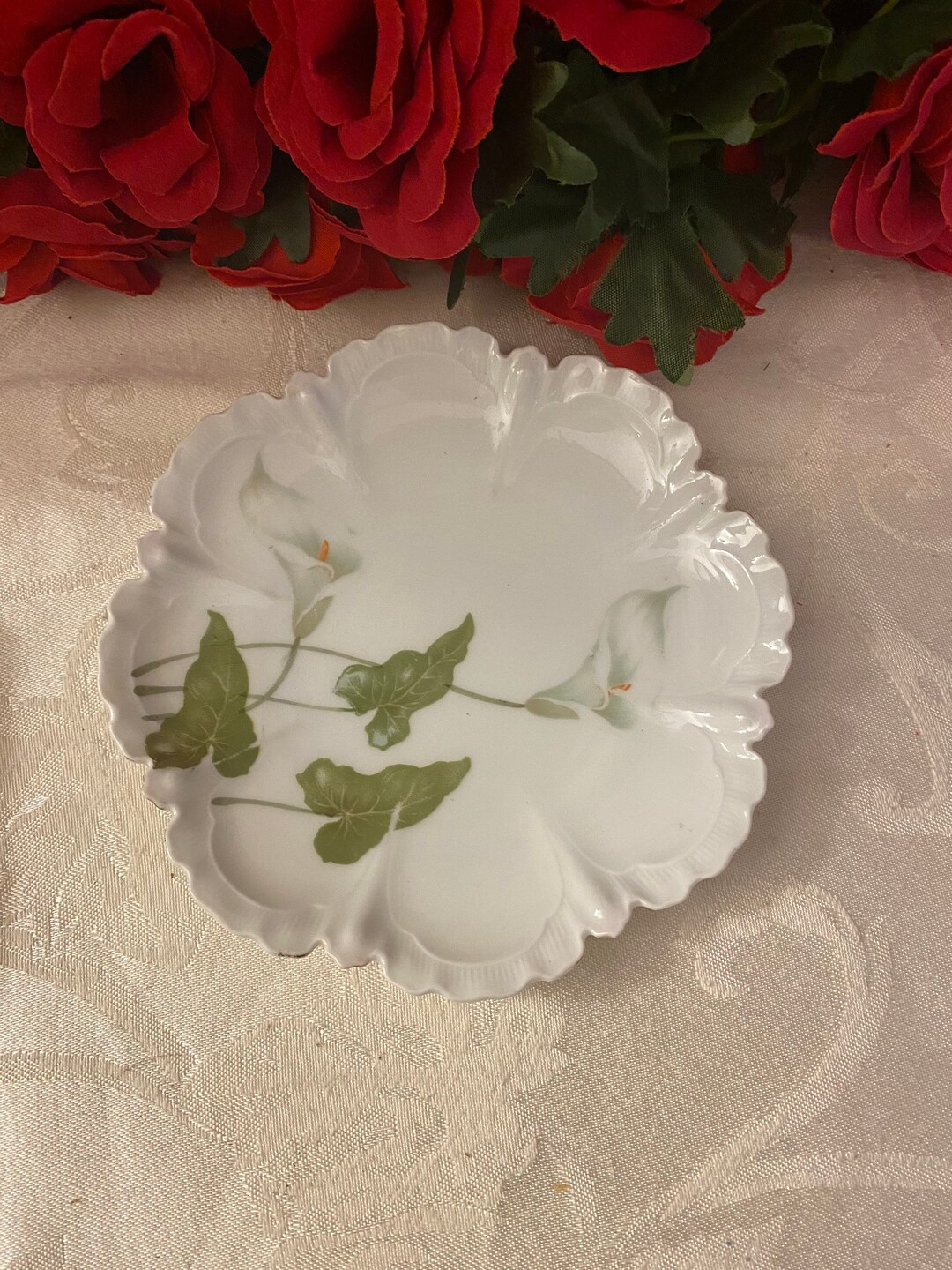 Unmarked Calla Lily Decorative Plate - Etsy Canada