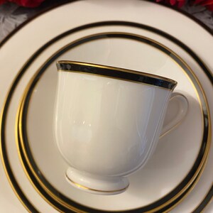 Lenox Debut Collection Kristy Pattern 5 Piece Place Setting - Etsy