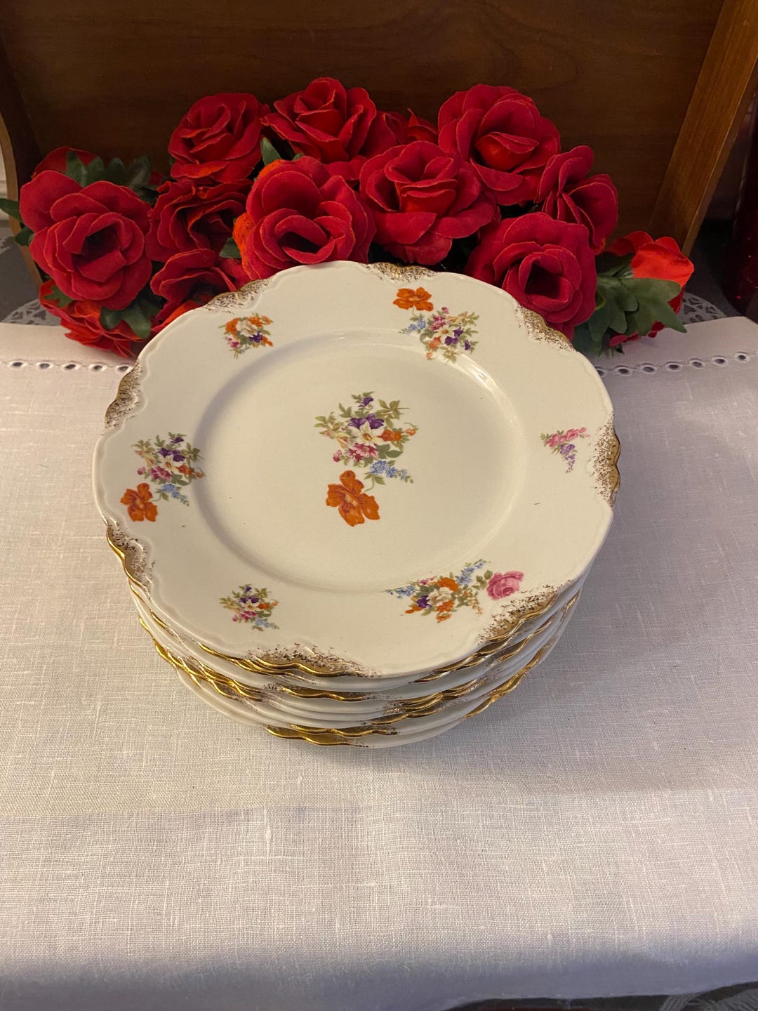 Warwick USA 10” Salad Plates, Set of 9 - Etsy