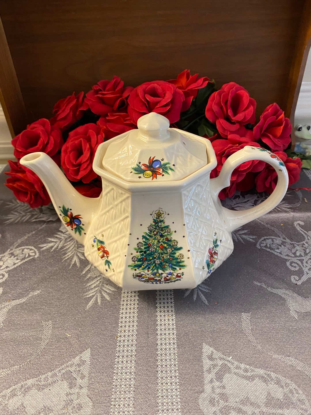 Vintage Sadler Christmas Eve Teapot - Etsy