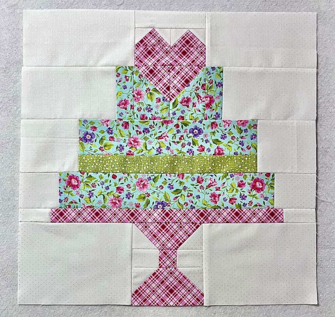 Linden's Birthday Cake Quilt Block (PDF) - Etsy