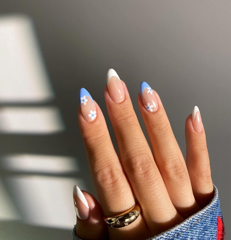 Flower French Tip Nails - Etsy