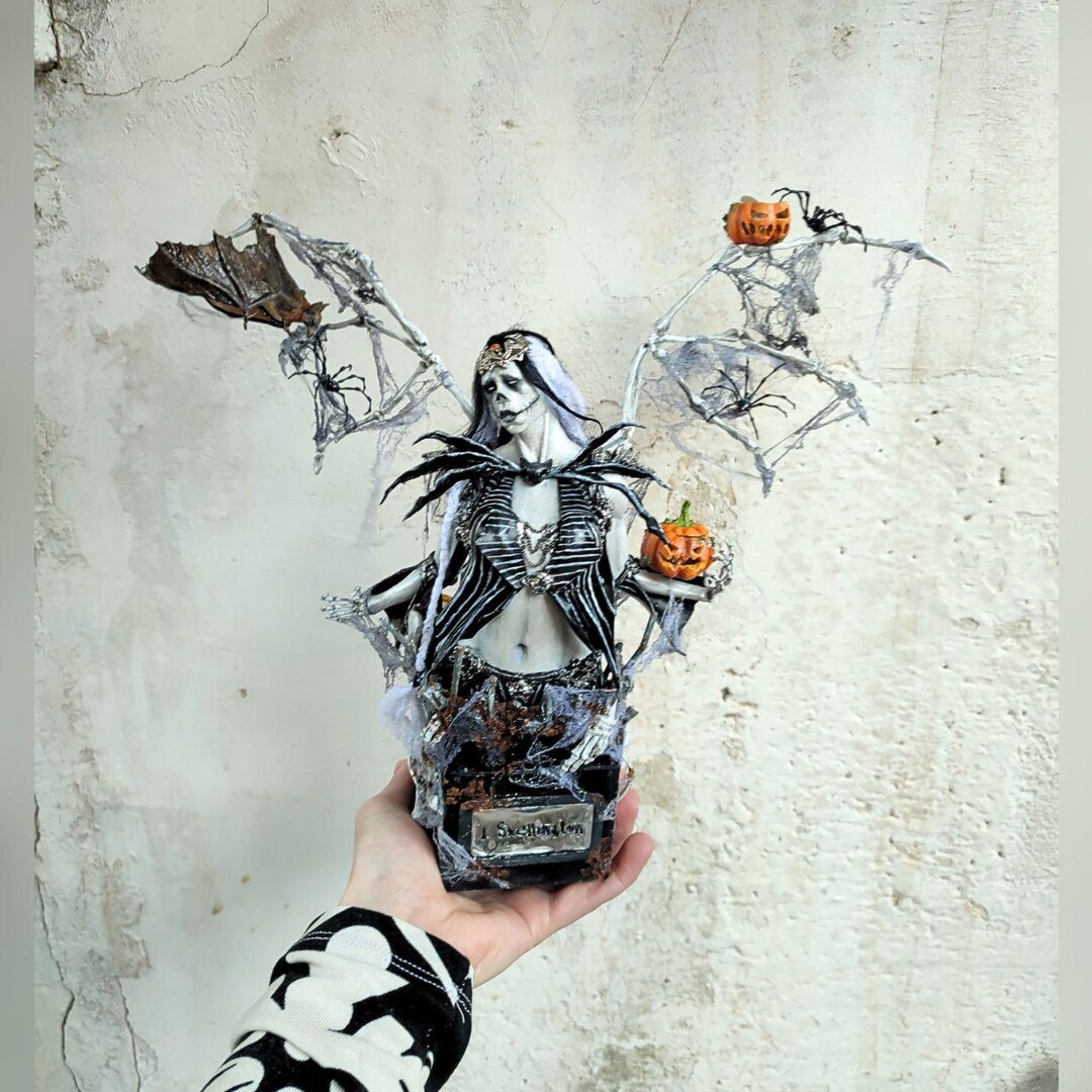 Creepy Sculpture With LED Lights, Handmade Skeleton Sculpture, Dark ...