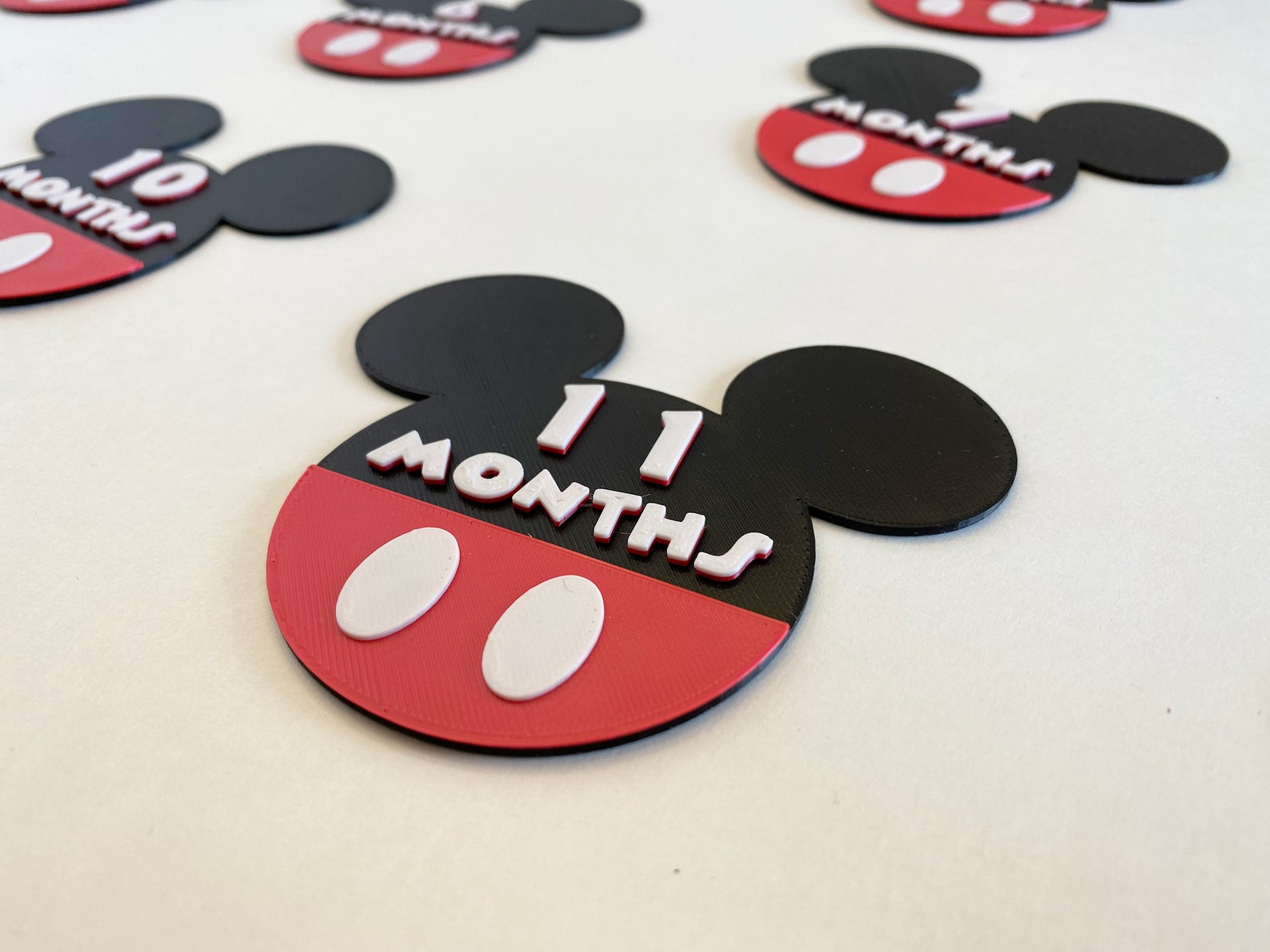 Mickey & Minnie Mouse Baby Milestone Markers - Etsy